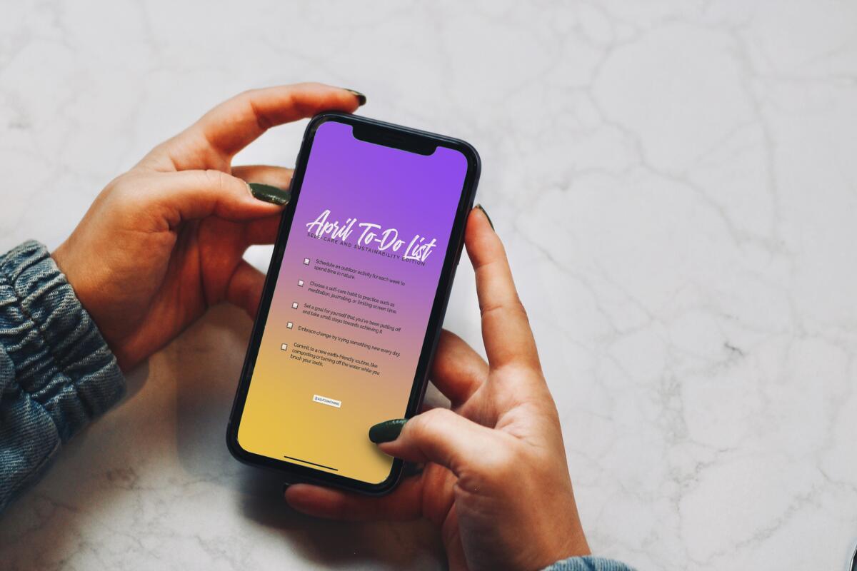 April 2024 Tech Backgrounds | Ama La Vida